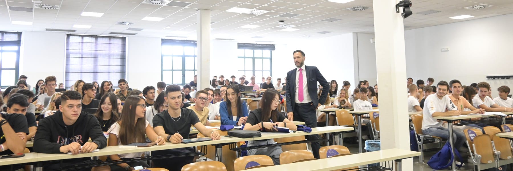 Vita da LIUC, riprendono le lezioni - LIUC - Università Cattaneo Vita da LIUC, riprendono le lezioni - LIUC - Università Cattaneo